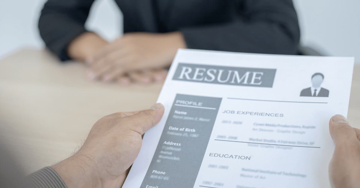 Resume For Clinical Research Associate: A Freshers' Guide